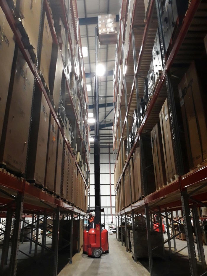 Driver-friendly lift trucks are now even easier to operate ...